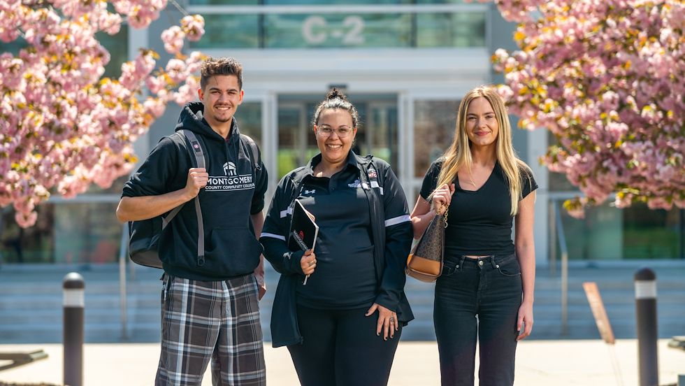 MCCC announces spring semester Dean's and Dean's Commendation lists ...